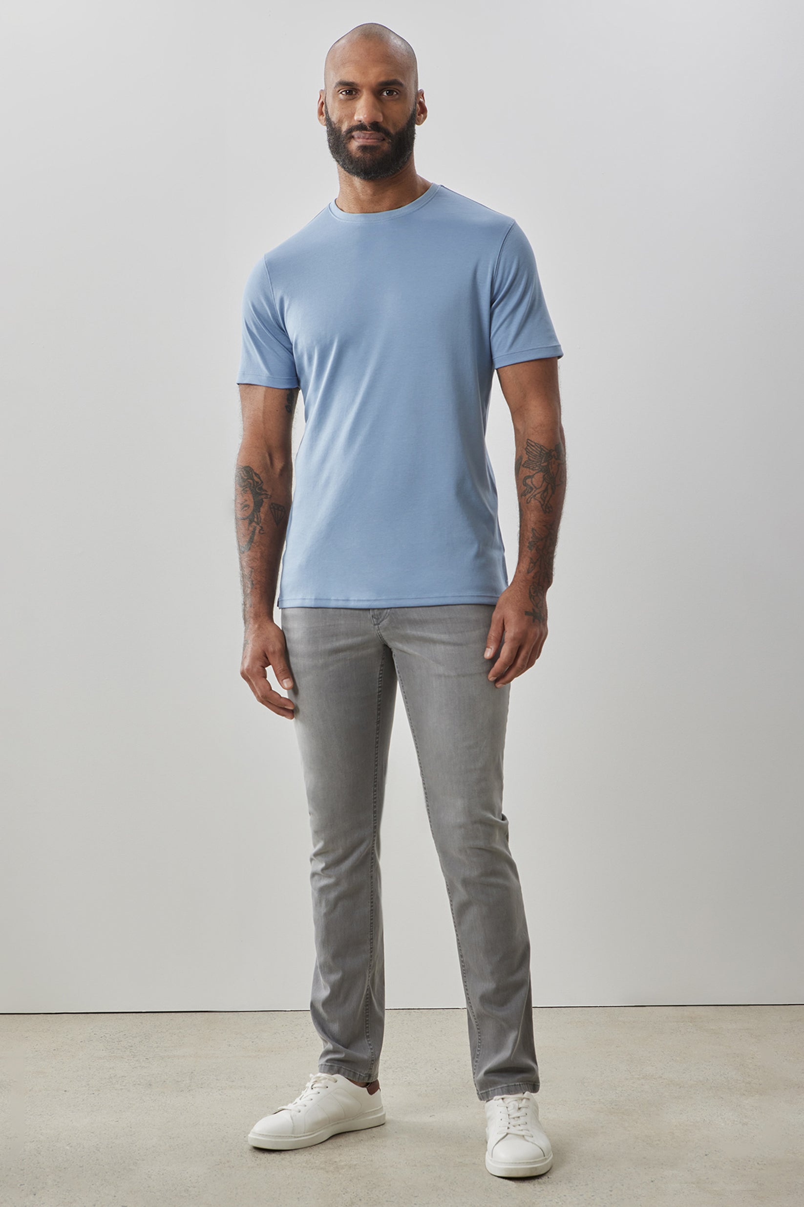 The Barakett Tee - Dover Blue | Robert Barakett